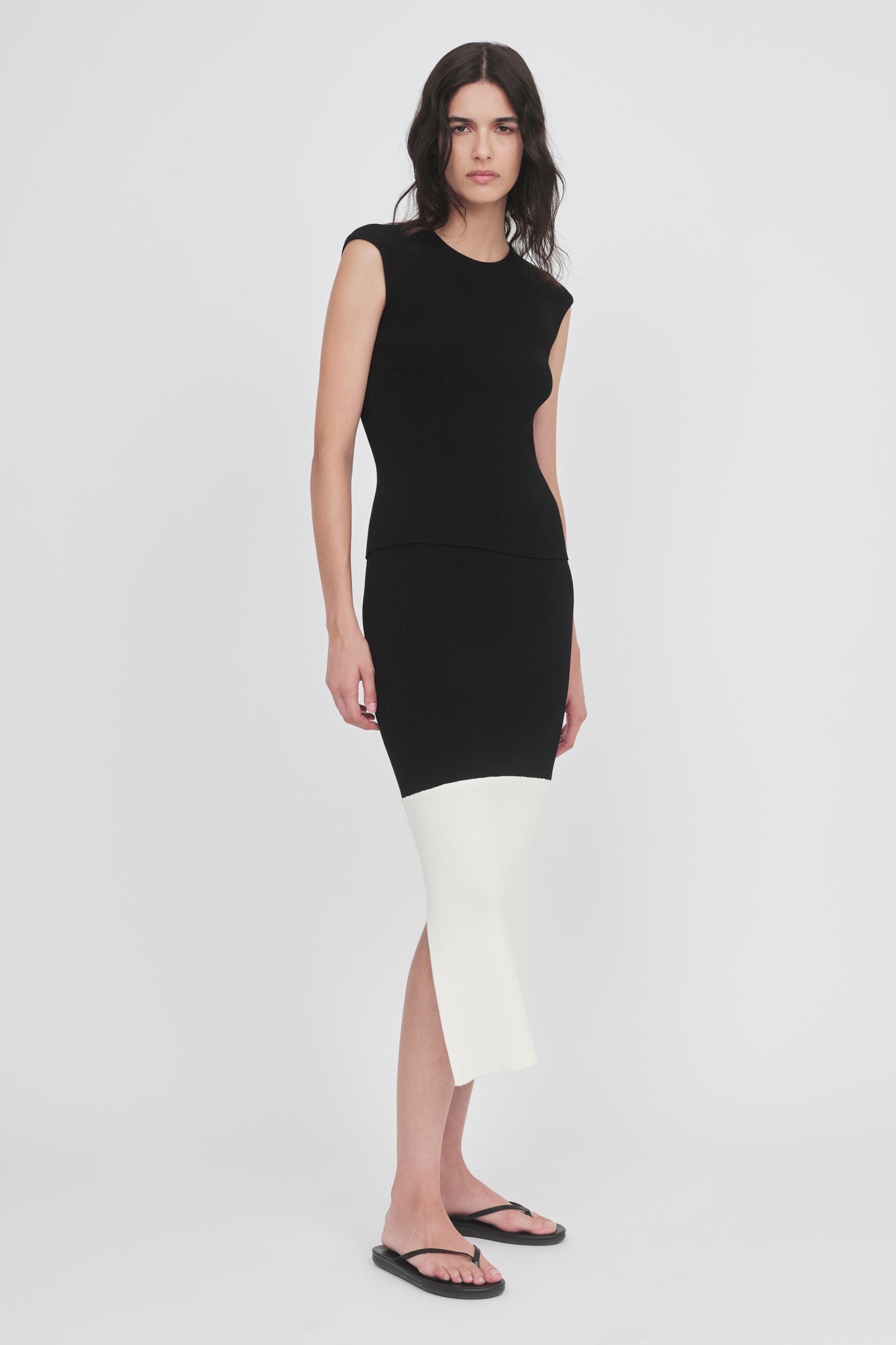 Sable Sweater Black- Partow